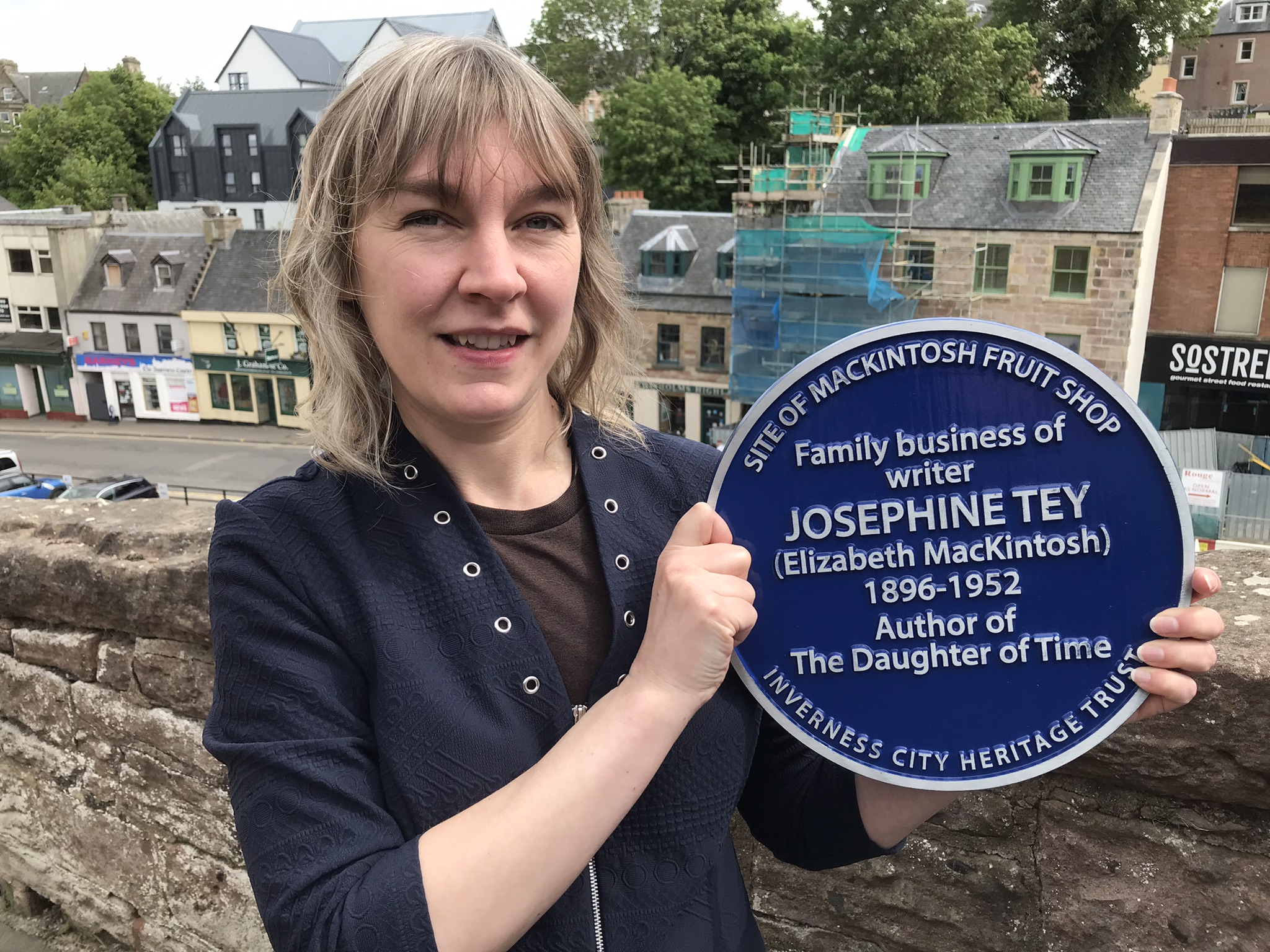 A blue plaque for Josephine Tey – success! – Jennifer Morag Henderson